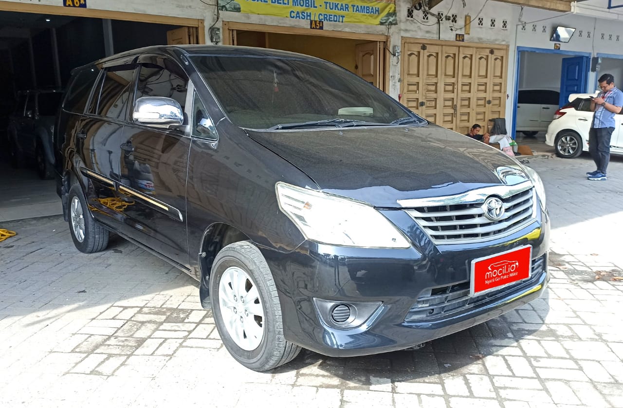 Mobil TOYOTA INNOVA 2.0L E BENSIN MT 2012 - Mocil.id