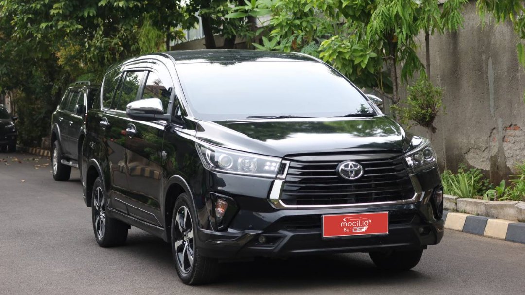 Mobil TOYOTA INNOVA 2.0L Q VENTURER BENSIN AT 2021 - Mocil.id