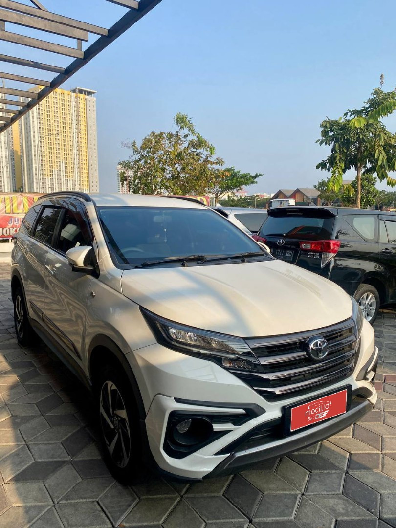 Mobil TOYOTA RUSH 1.5L GR AT 2022 - Mocil.id