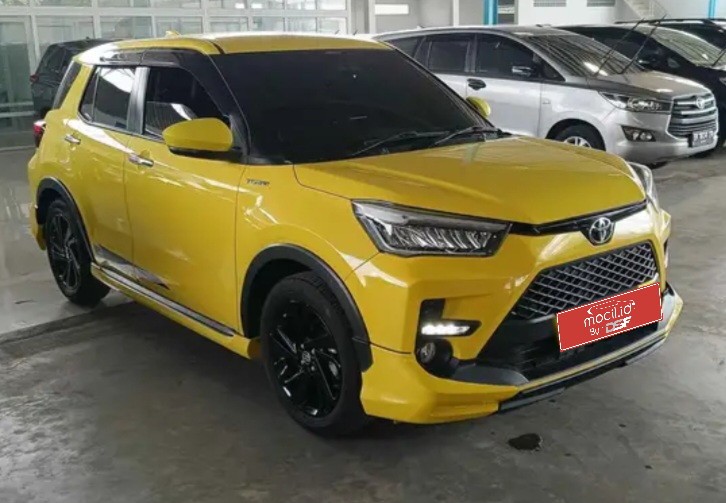 Mobil TOYOTA RAIZE 1.0L GR AT 2021 - Mocil.id