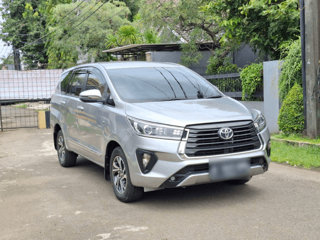 Mobil TOYOTA INNOVA 2.0L V BENSIN AT 2022 - Mocil.id