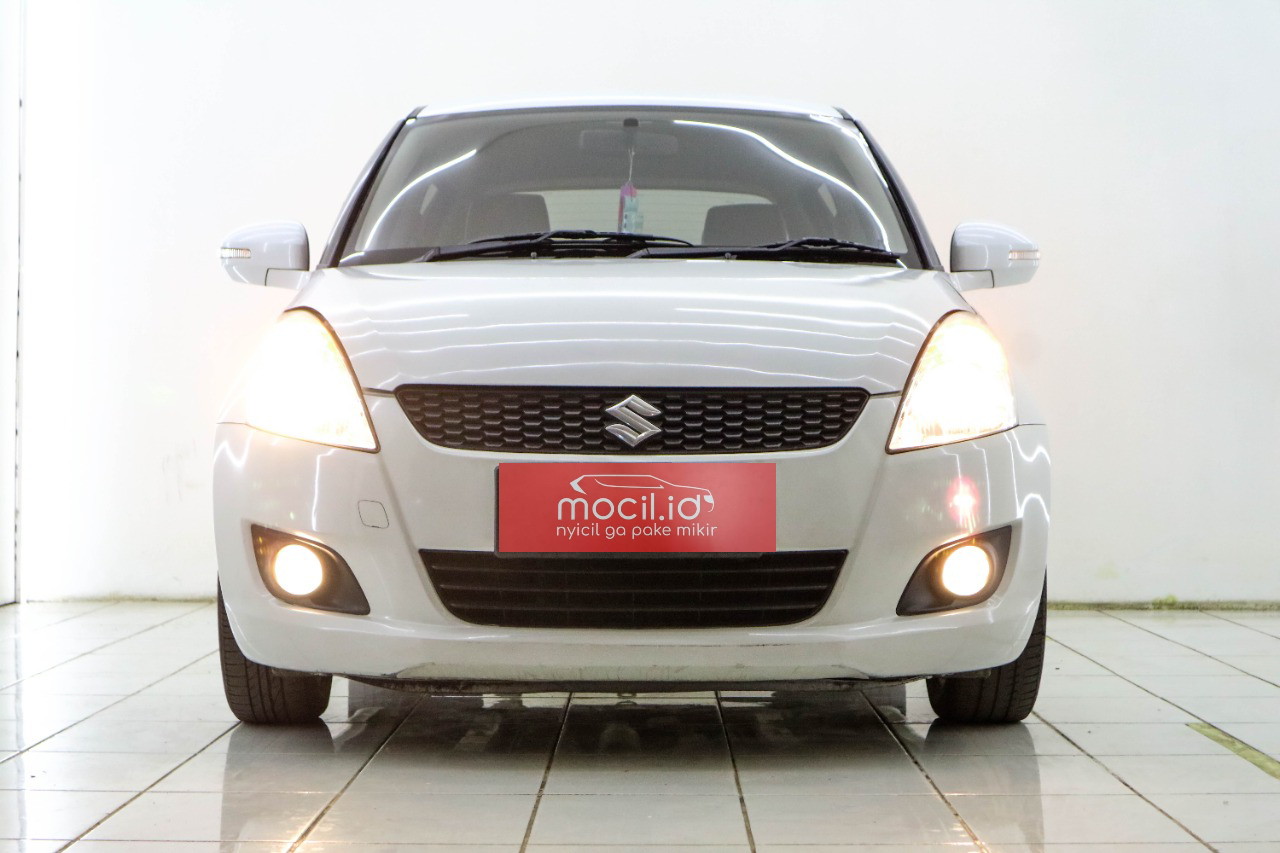 Mobil SUZUKI SWIFT 1.4L GX AT 2015 - Mocil.id