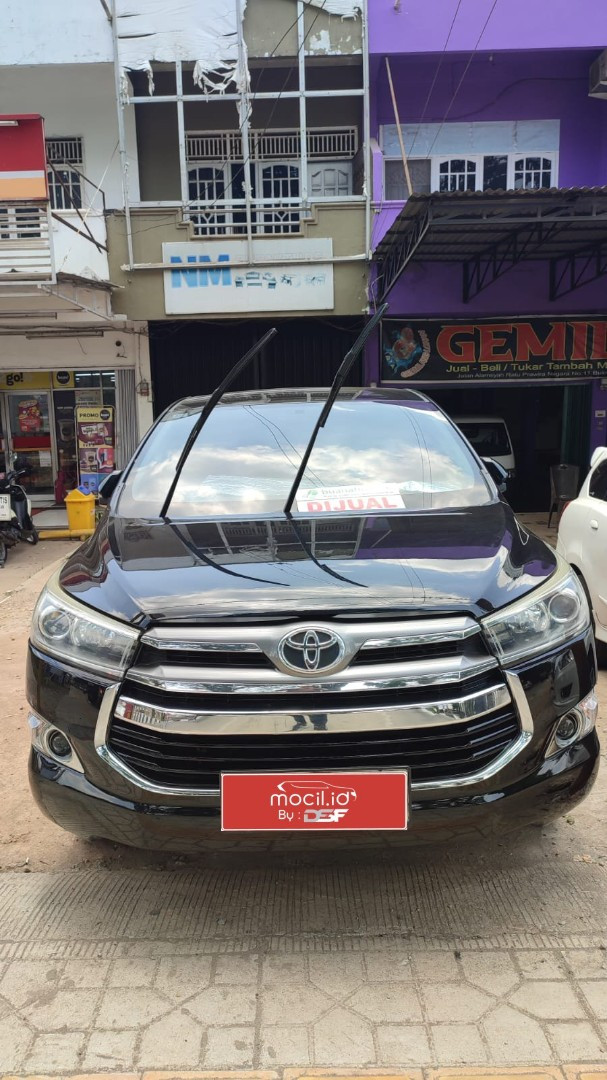 Mobil TOYOTA INNOVA 2.4L V DIESEL 2018 - Mocil.id