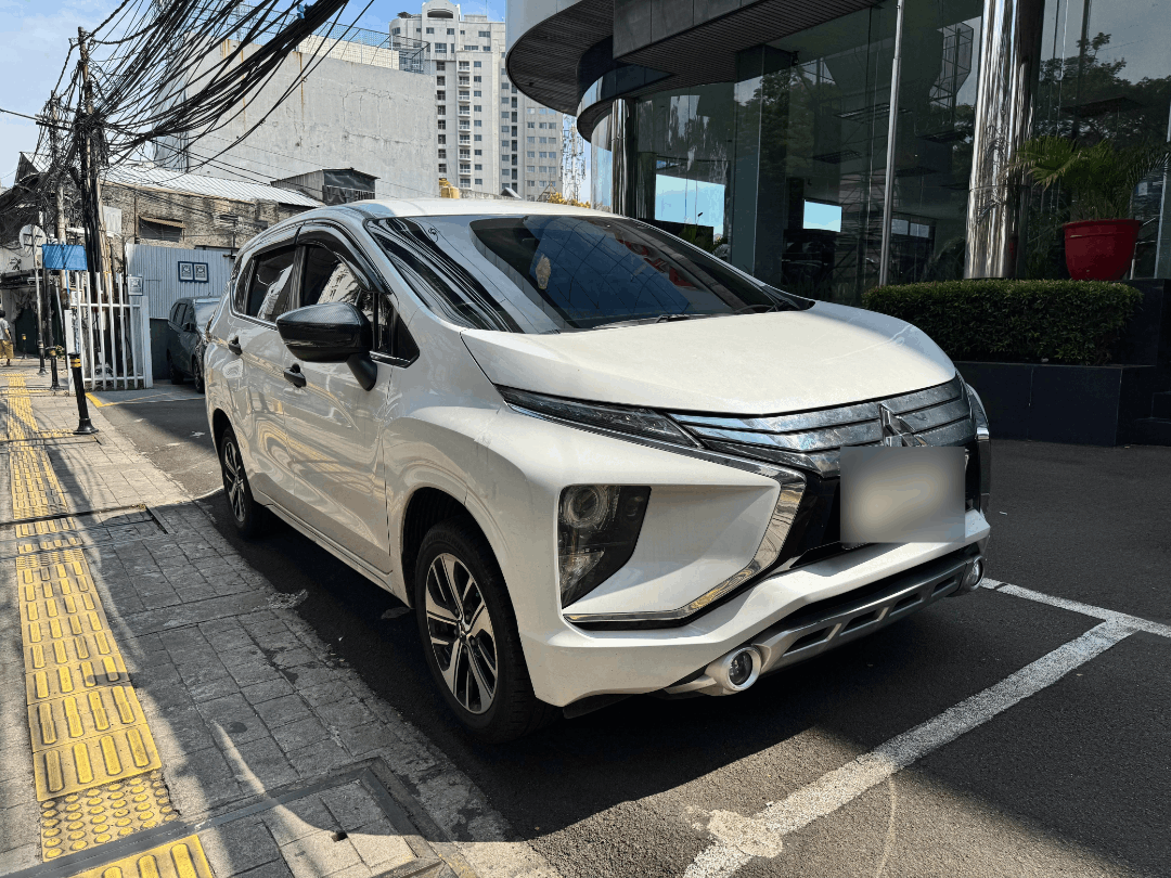 Mobil MITSUBISHI XPANDER 1.5L ULTIMATE AT 2018 - Mocil.id
