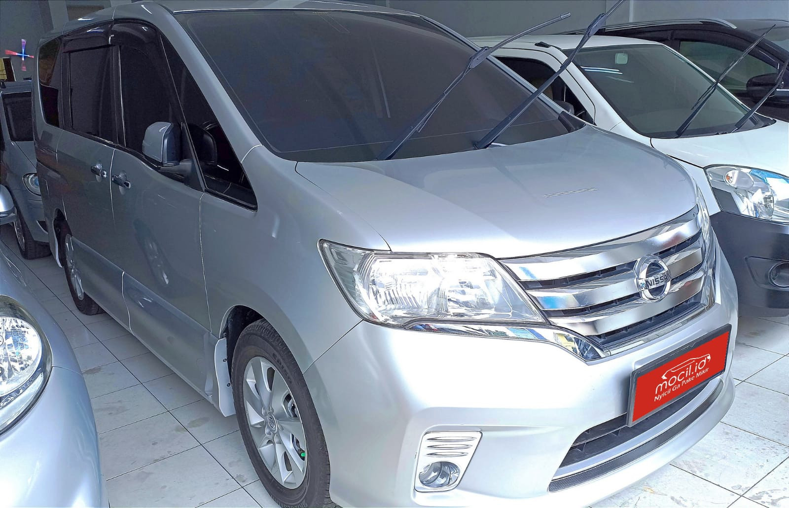 Mobil NISSAN SERENA 2.0L HWS AT 2013 - Mocil.id