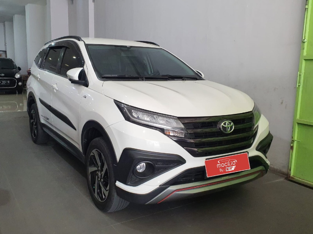 Mobil TOYOTA RUSH 1.5L TRD AT 2018 - Mocil.id