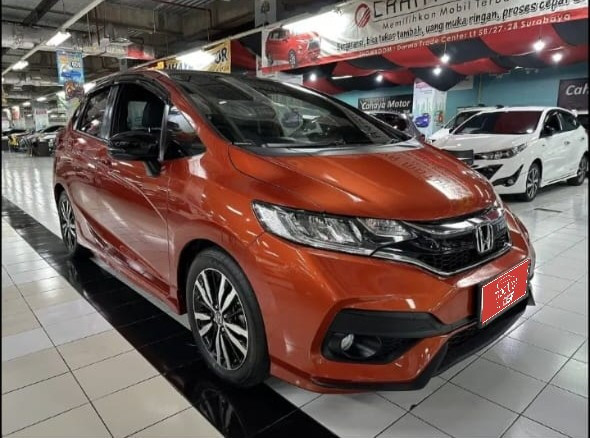 Mobil HONDA JAZZ 1.5L RS AT 2019 - Mocil.id