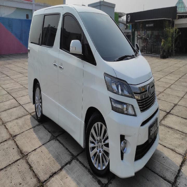 Mobil Toyota Vellfire 2.5L G Automatic 2015 - Mocil.id