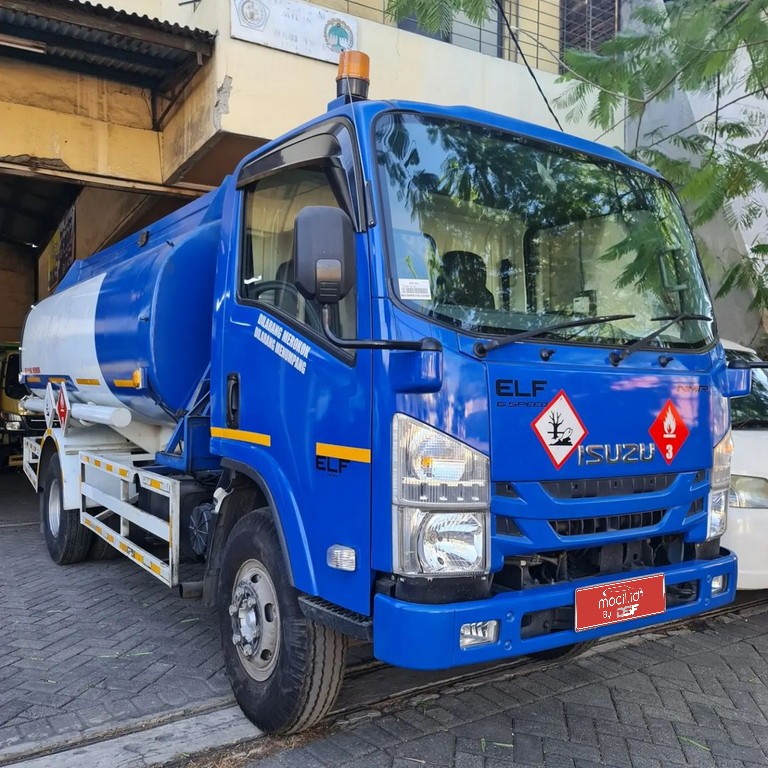 Mobil ISUZU NMR81 125PS TANGKI PERTAMINA 8000L 2022 - Mocil.id