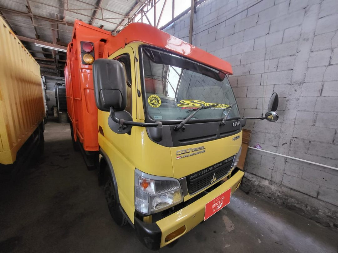 Mobil MITSUBISHI COLT DIESEL FE 74 HDV 125PS MT 2017 - Mocil.id